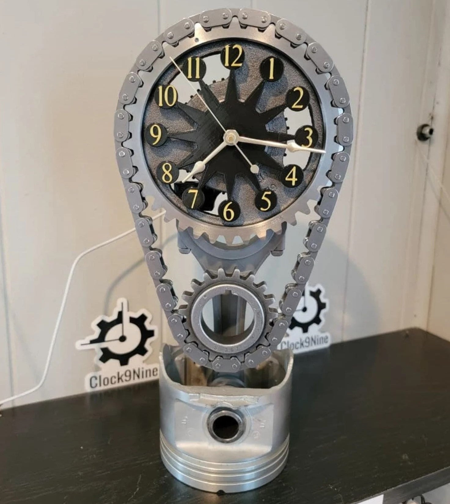 Dodge/Mopar 440 - Motorized Rotating Gear Clock